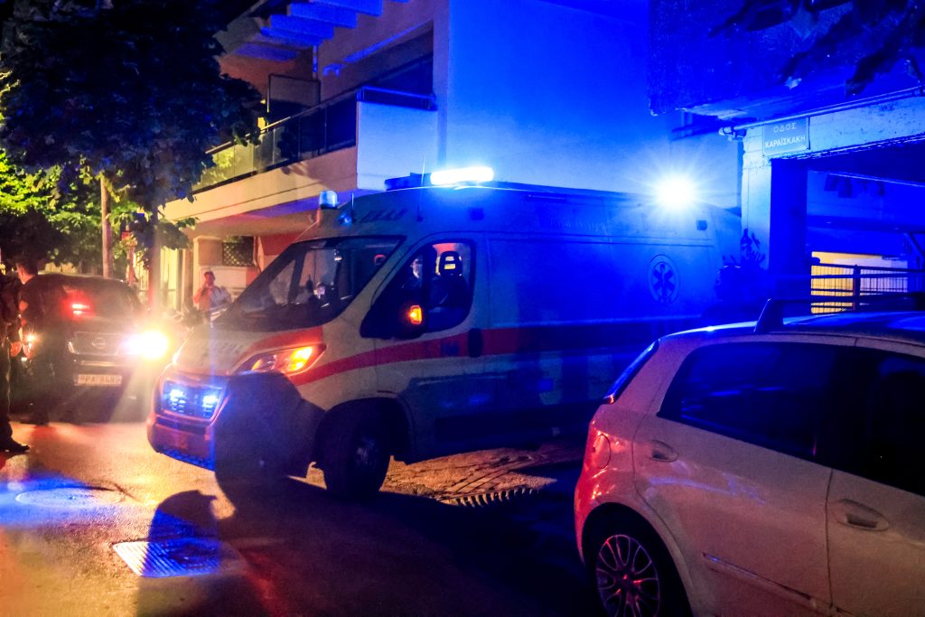 Καρδίτσα: Αγρια συμπλοκή 10 ατόμων με μαχαίρια – Διακομίστηκαν τρεις σε ...